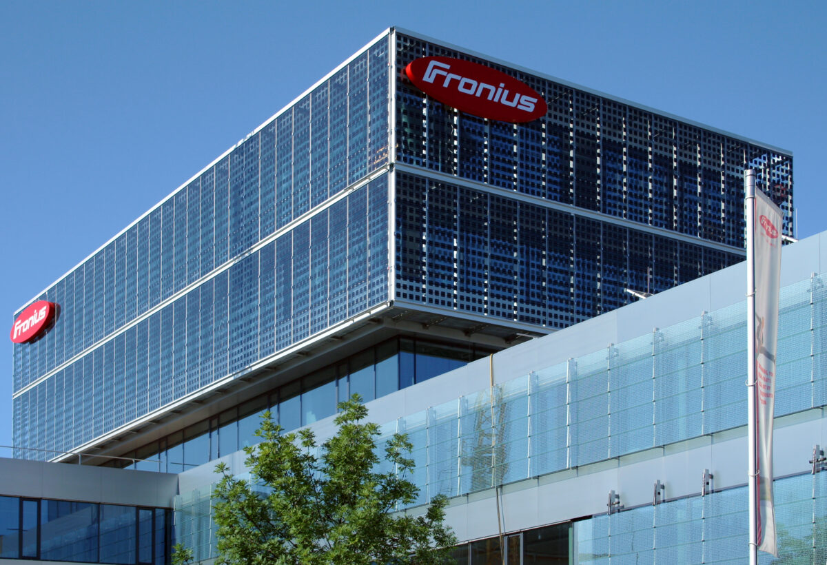 Fassade Fronius Wels - ertex solar